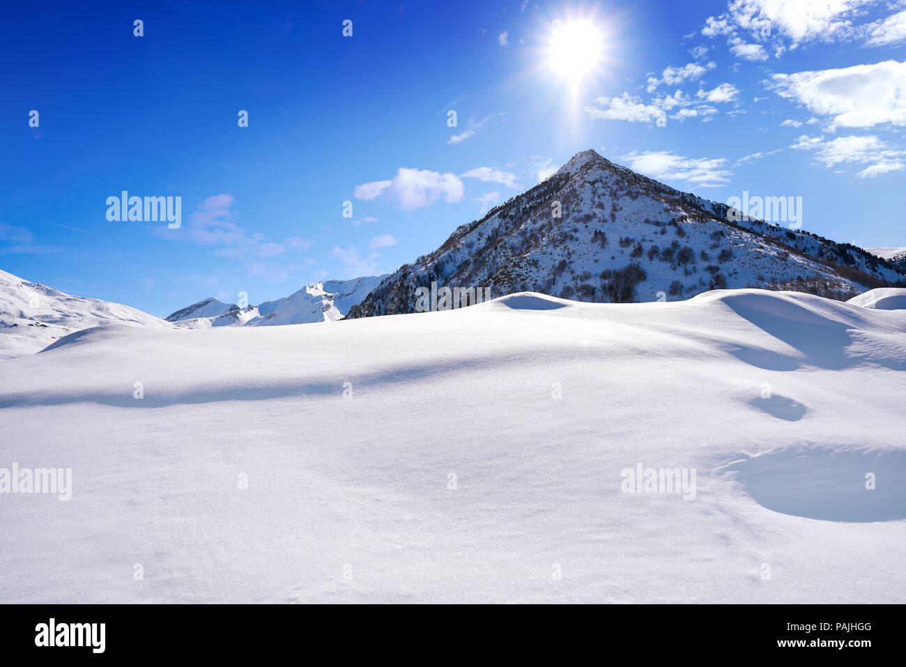 The snowy mountain hi-res stock photography and images - Alamy