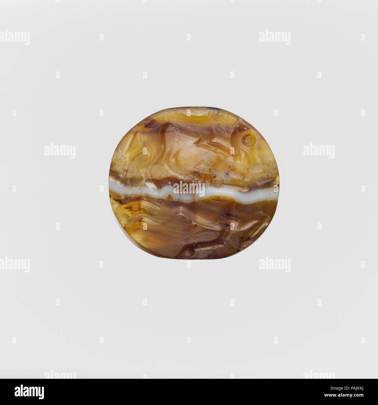 Agate Lentoid. Culture: Minoan. Dimensions: H.: 13/16 in. (2.1 cm ...
