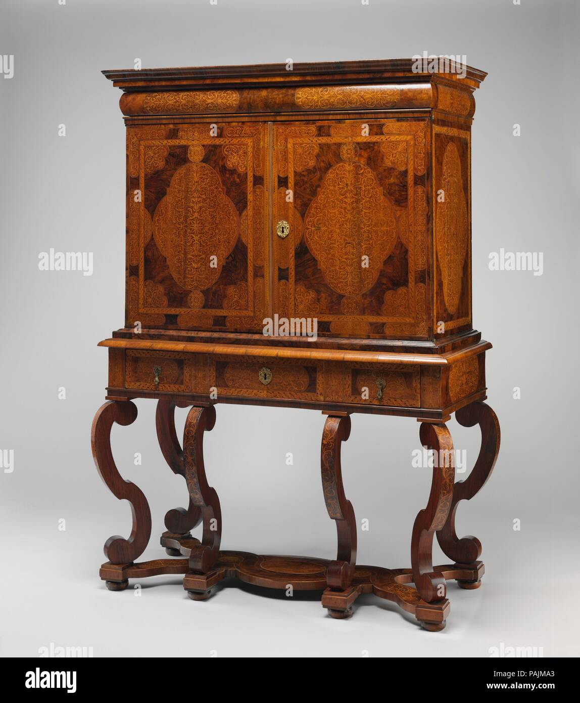 17th century walnut cabinet hi-res stock photography and images - Alamy