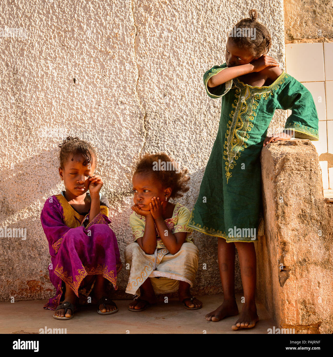 Gambian girls hi-res stock photography and images - Alamy