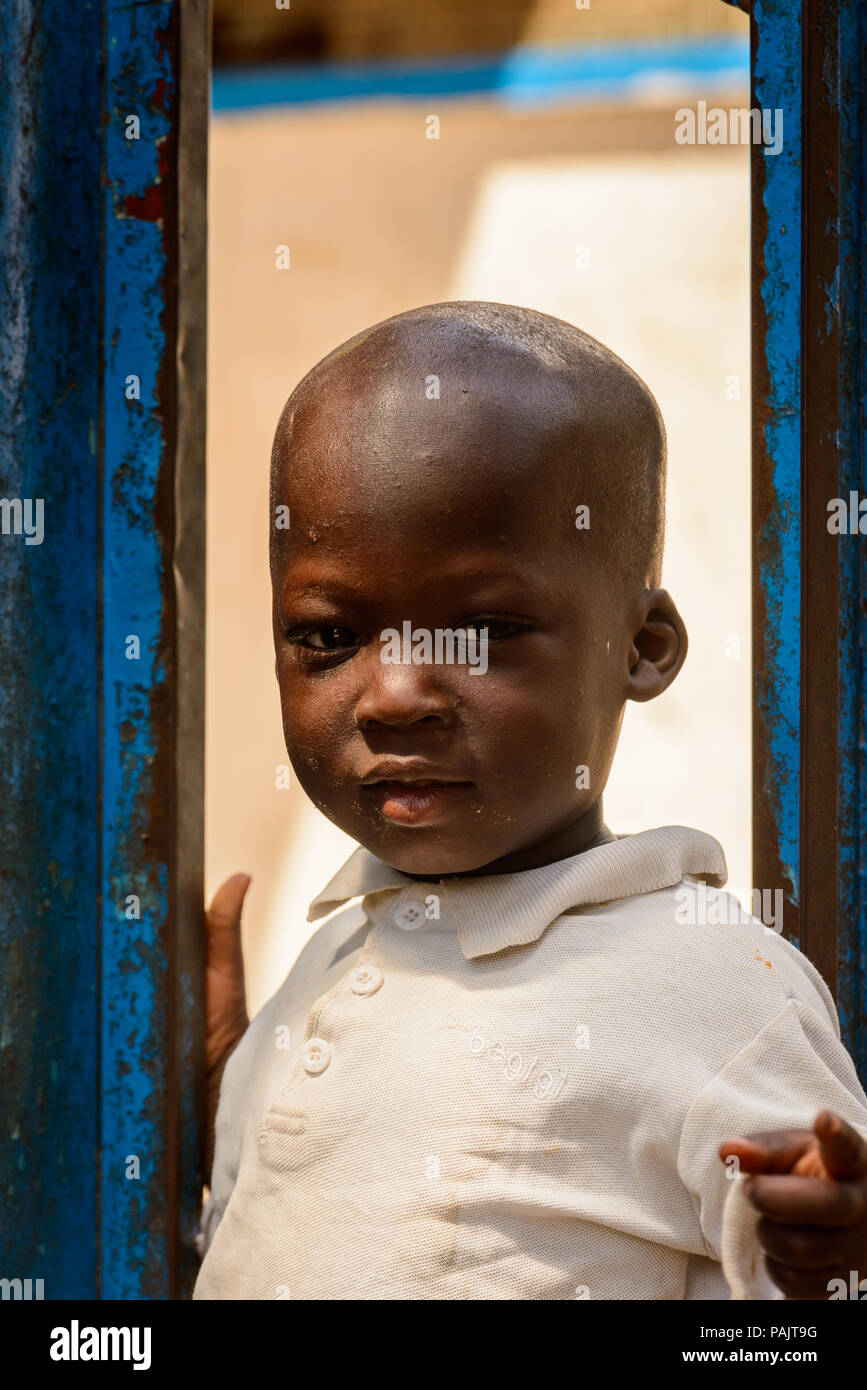 Poverty poor gambia hi-res stock photography and images - Alamy