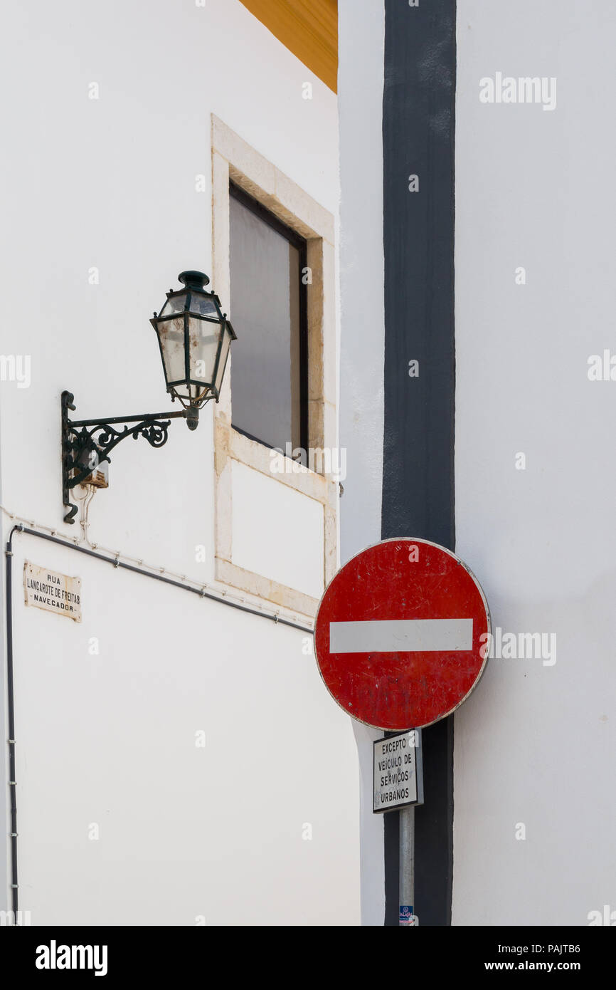 Road sign no entry at red wall hi-res stock photography and images - Alamy