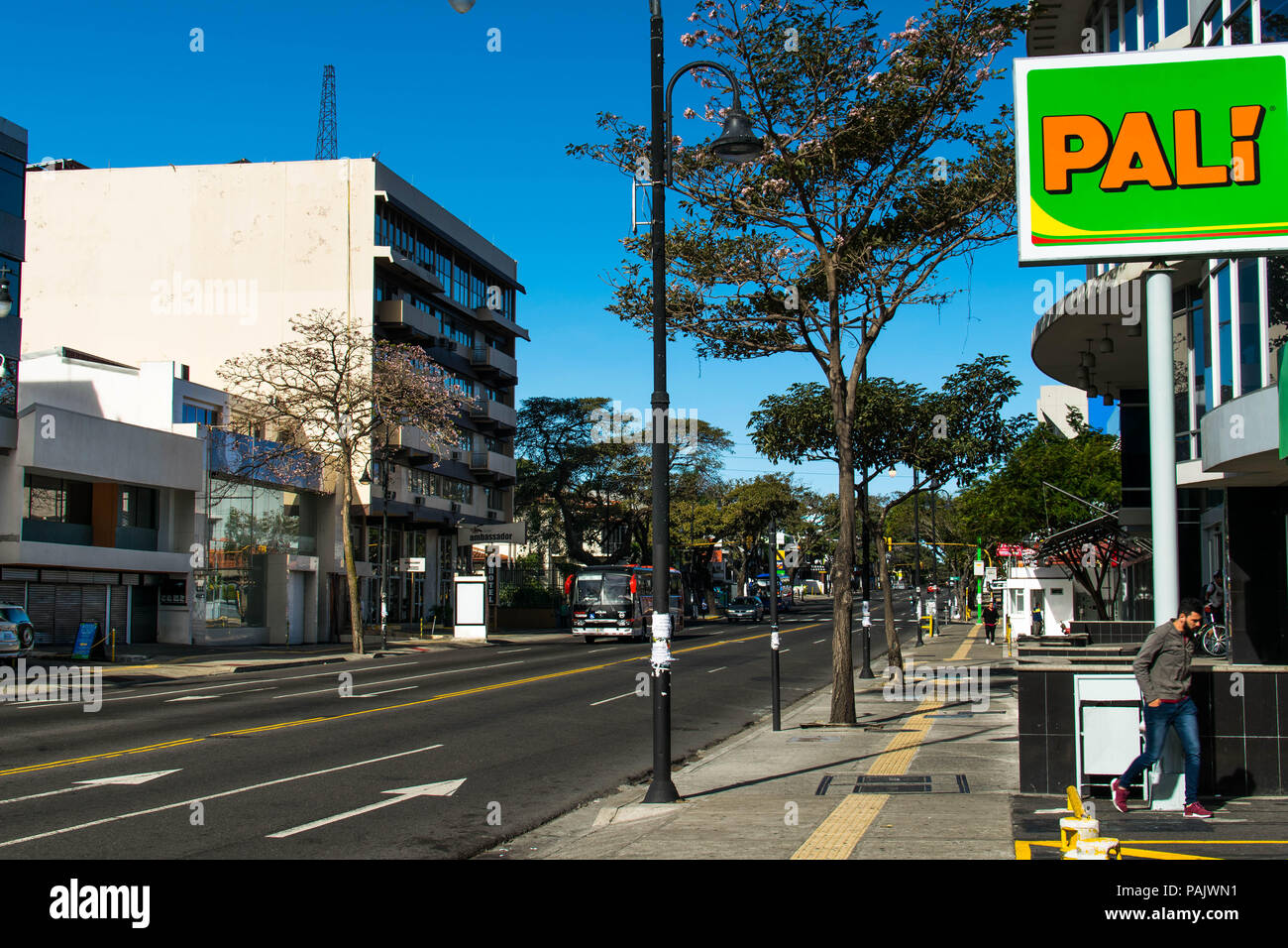 San Jose, Costa Rica. February 18, 2018. The main street begins to fill ...