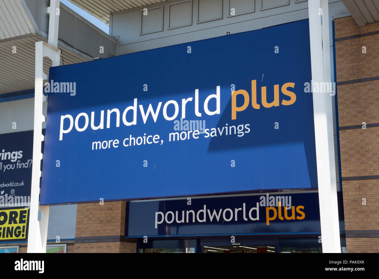 Poundworld Plus, Kingsway Retail Park, Rochdale Stock Photo - Alamy