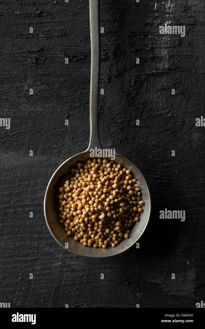 Black mustard seed hi-res stock photography and images - Alamy