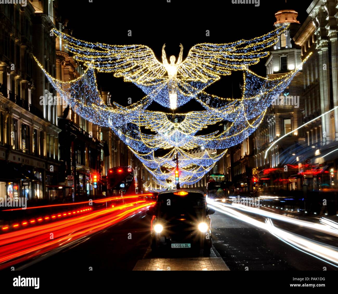 Christmas lights london taxi cab hi-res stock photography and images ...