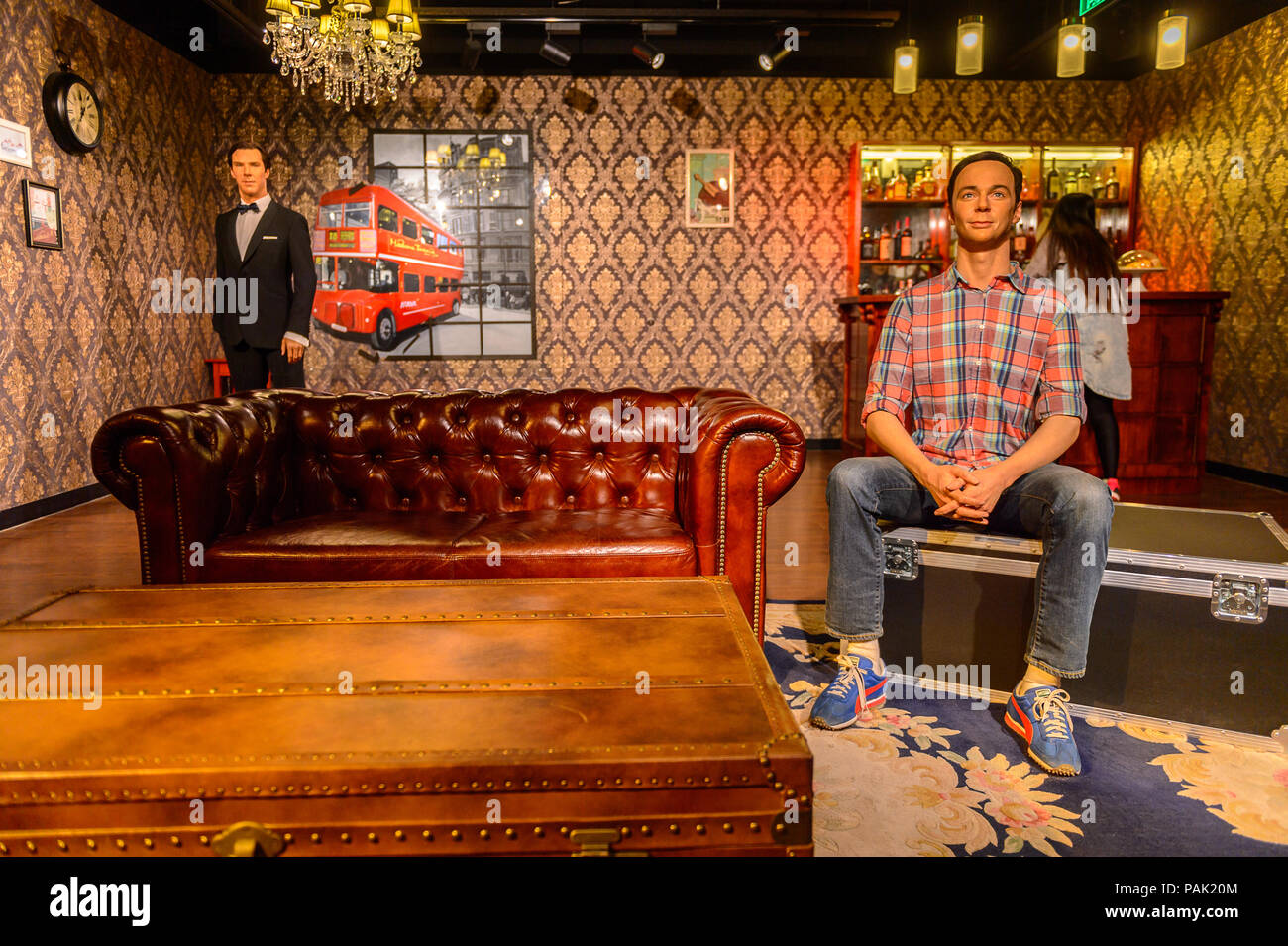 Sheldon cooper big bang theory hi-res stock photography and images - Alamy