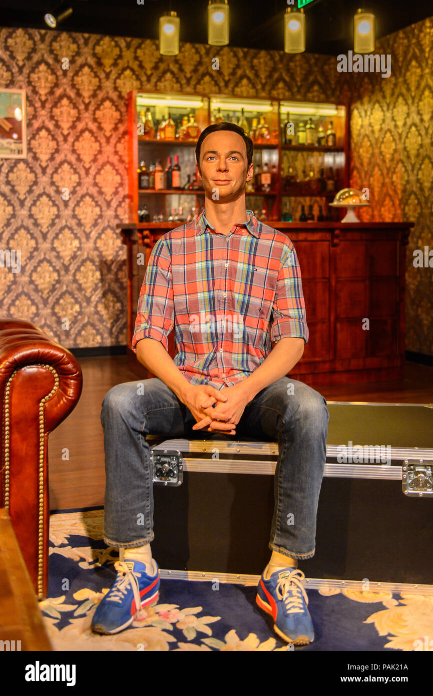 Sheldon cooper big bang theory hi-res stock photography and images - Alamy