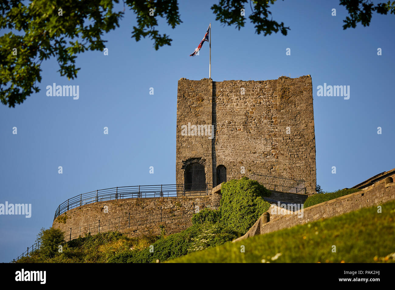 Clitheroe skyline hi-res stock photography and images - Alamy
