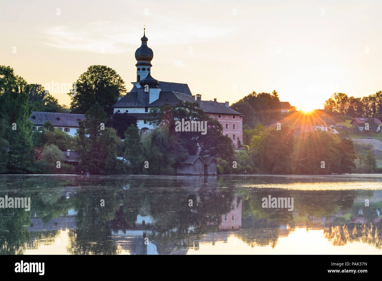 Anger: Höglwörth Abbey, lake in Germany, Bayern, Bavaria, Oberbayern ...