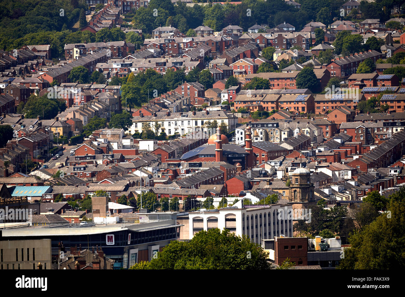 Blackburn lancashire town centre hi-res stock photography and images ...