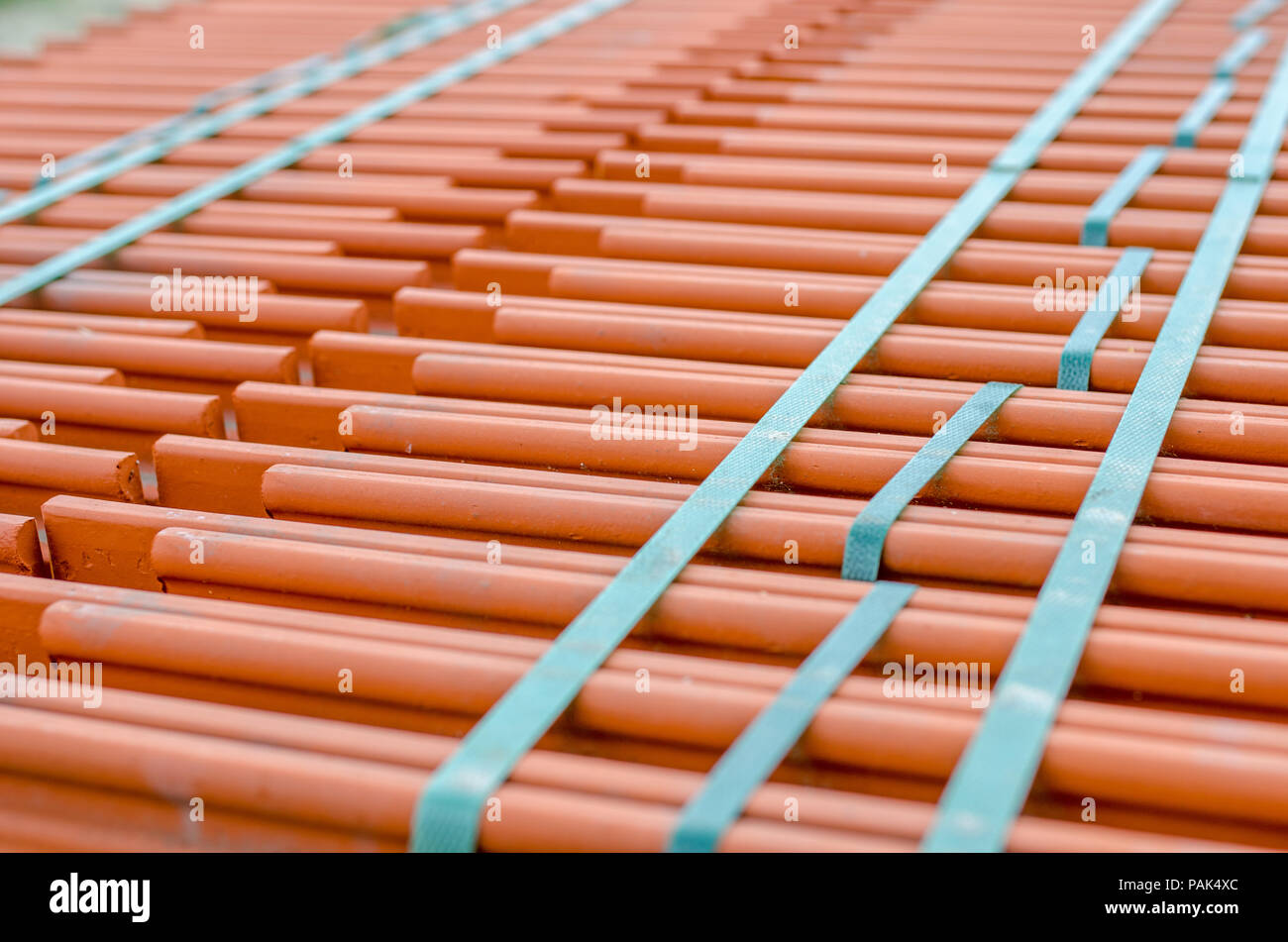 New orange shingles hi-res stock photography and images - Alamy