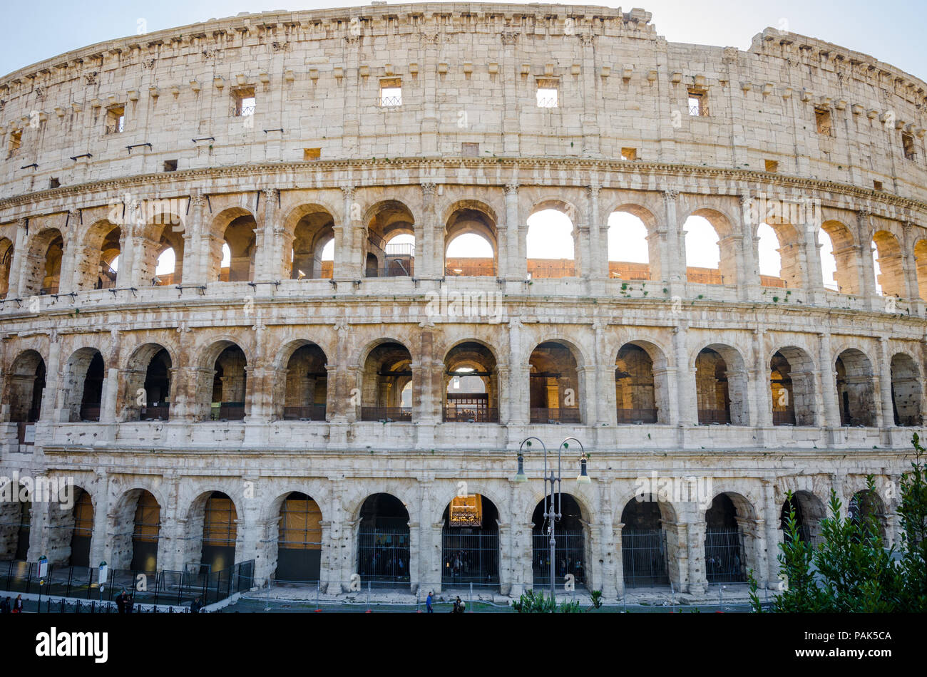 Colosseum rome exterior 2015 hi-res stock photography and images - Alamy