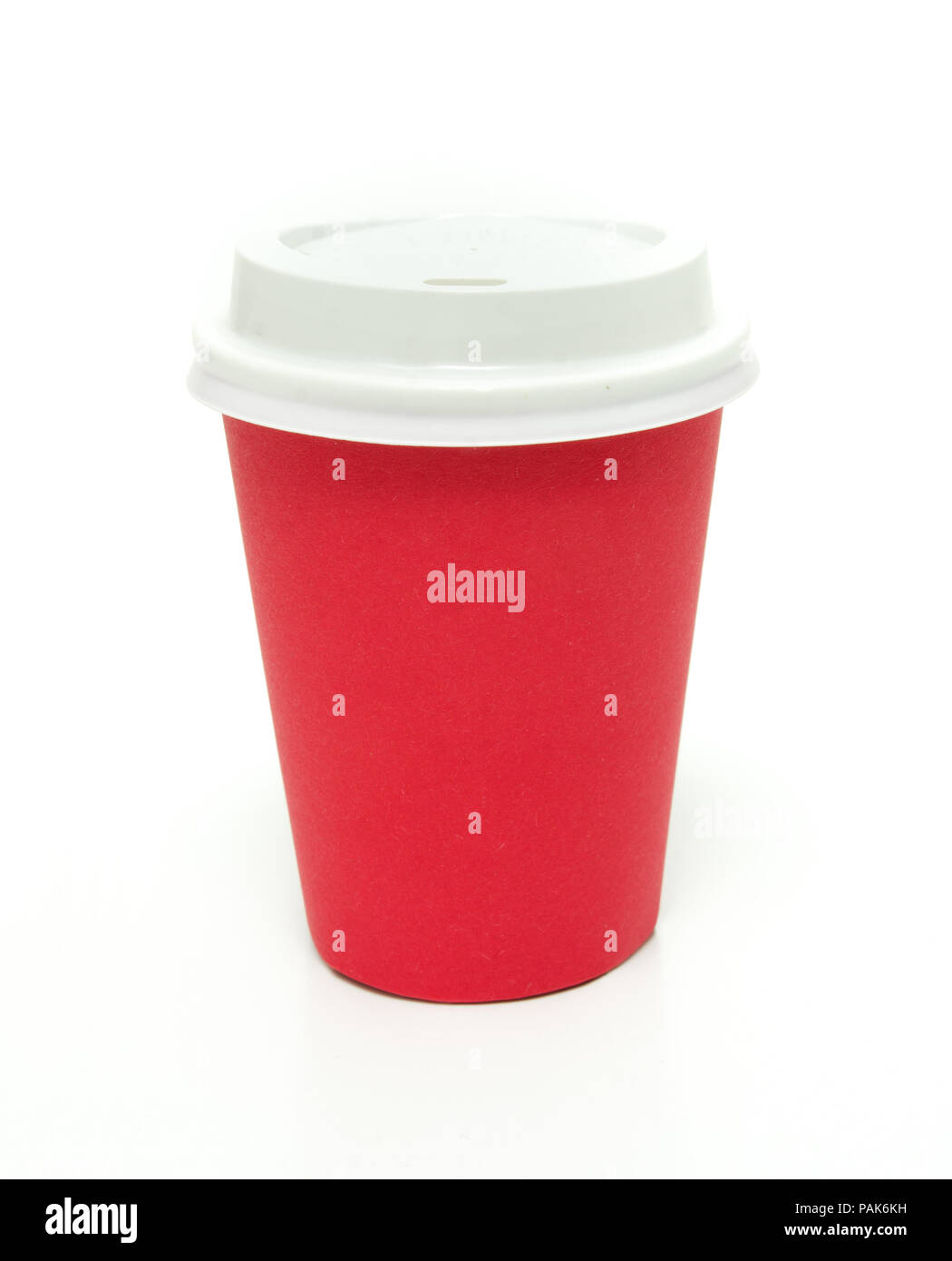 Red to go paper coffee cup with lid on white background Stock Photo - Alamy