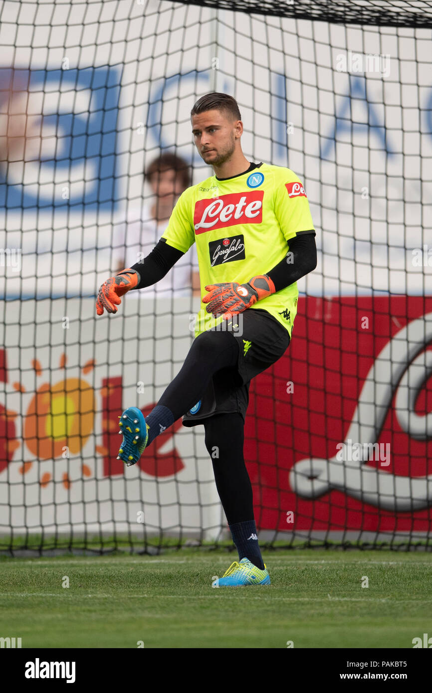 Nikita contini hi-res stock photography and images - Alamy