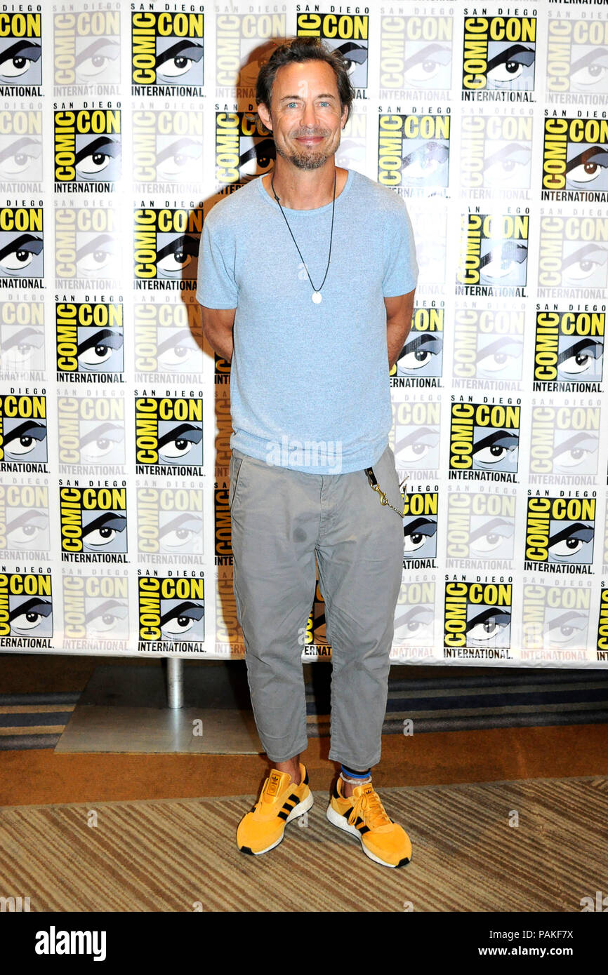 Scrubs tv series hi-res stock photography and images - Alamy