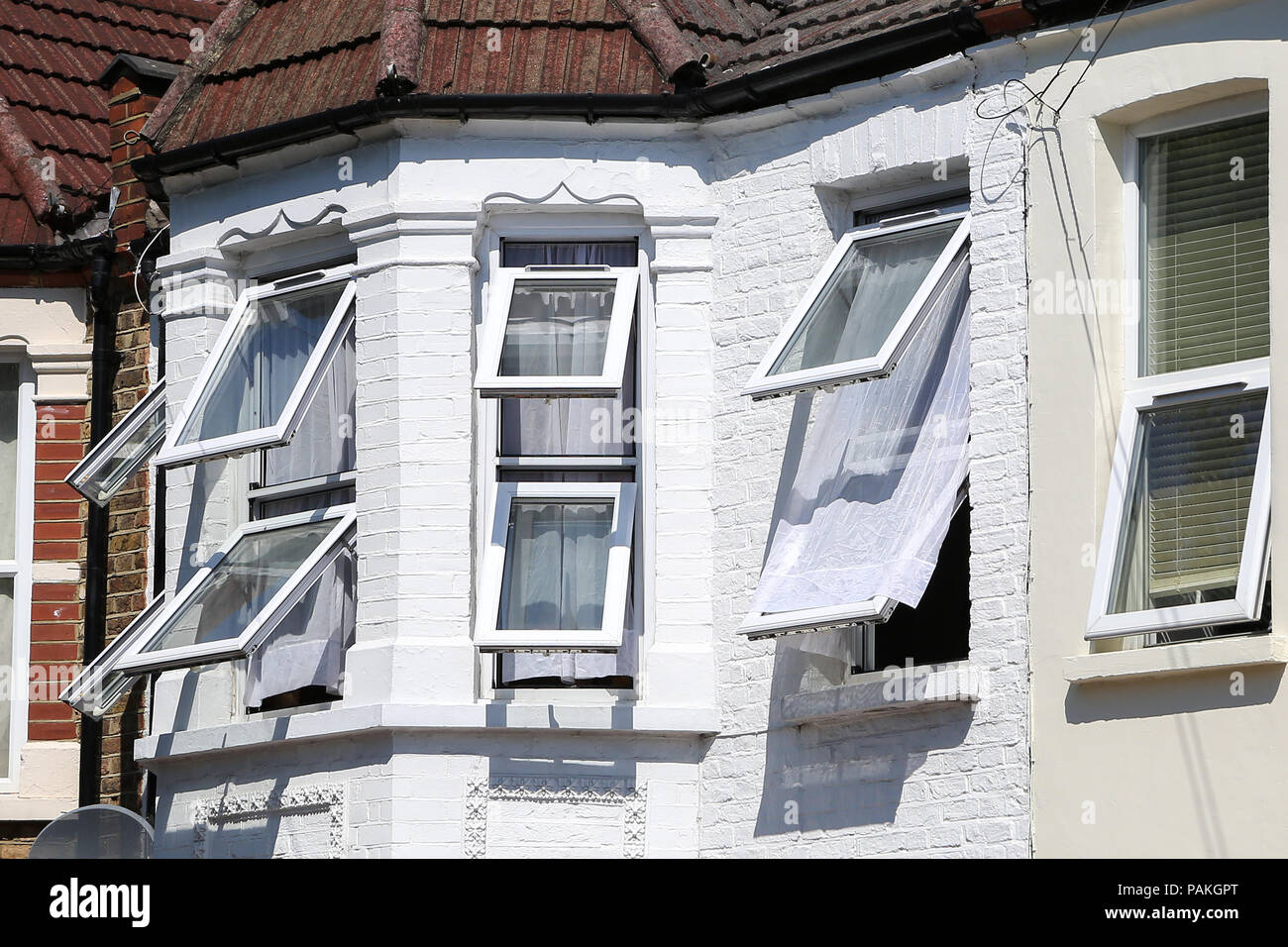 Residents leave windows open hi-res stock photography and images - Alamy
