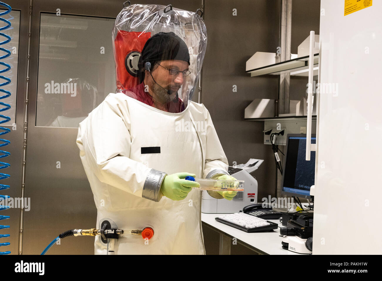 Level a protective suit hi-res stock photography and images - Alamy