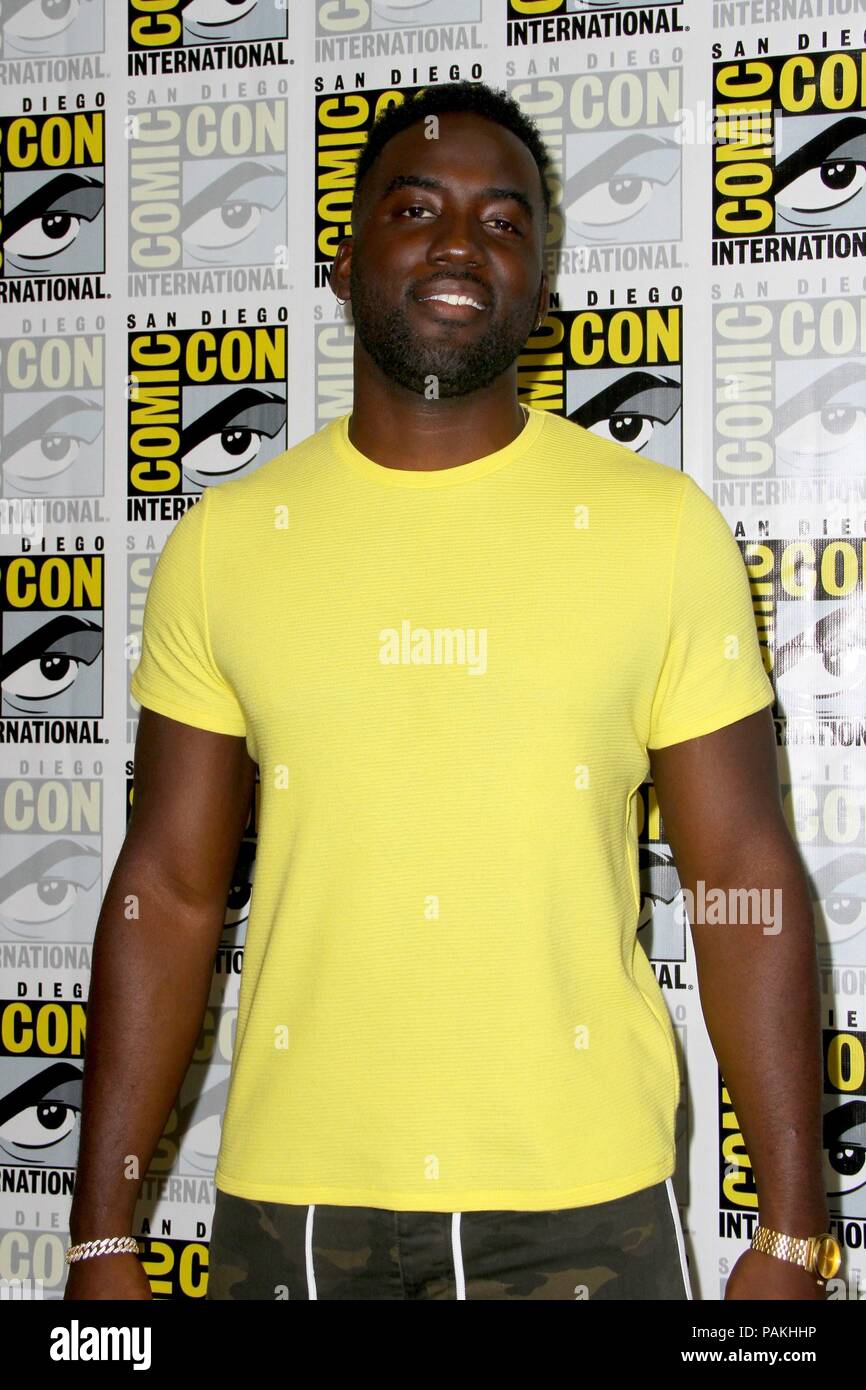 Shamier hi-res stock photography and images - Alamy