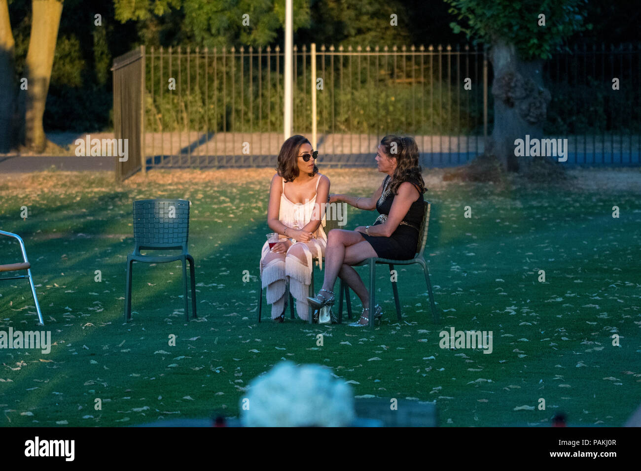 Absolutely ascot cast hi-res stock photography and images - Alamy