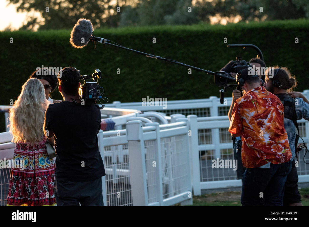 Towie cast group hi-res stock photography and images - Alamy
