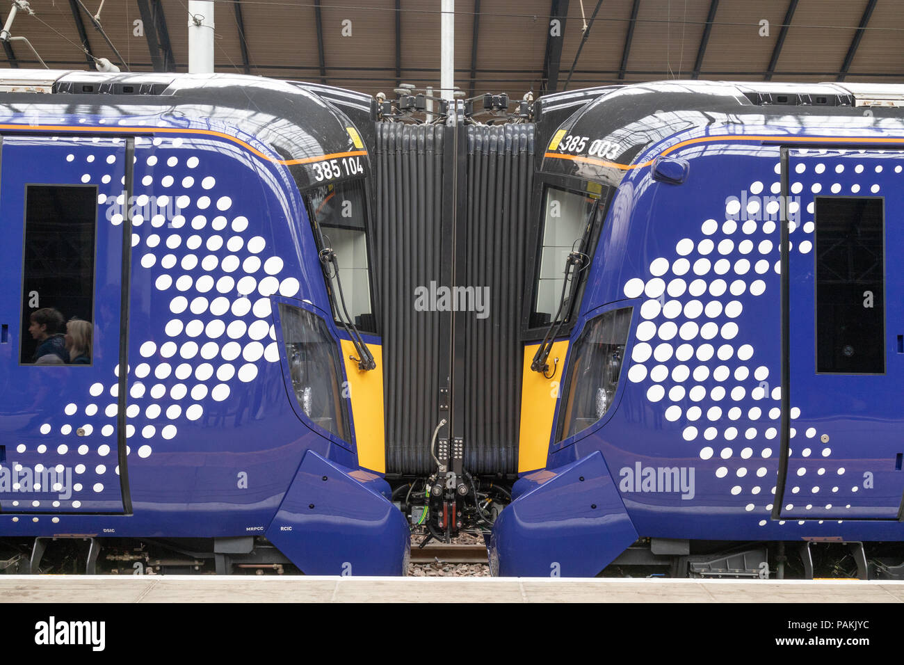 Class 385 train hi-res stock photography and images - Alamy