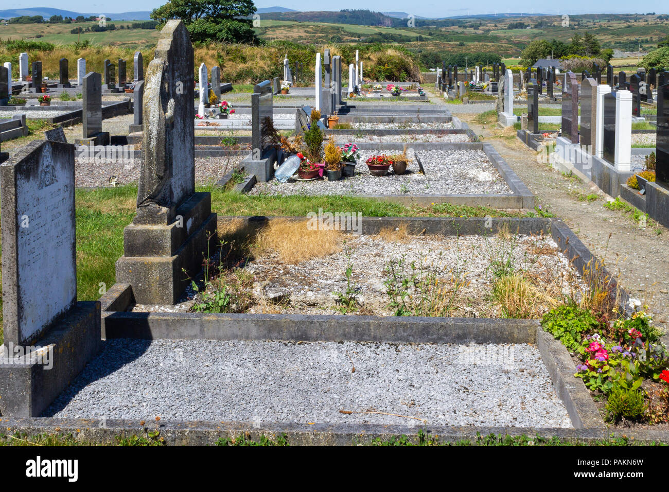 Graves gravestones grave gravestone headstone headstones hi-res stock ...