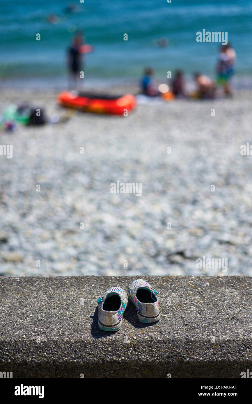 Left Behind Stock Photos & Left Behind Stock Images - Alamy