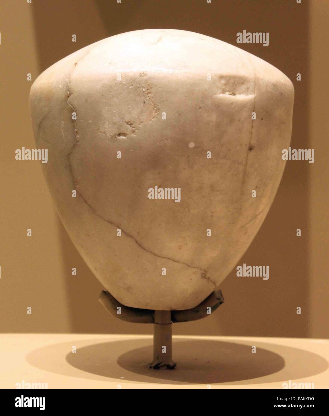 Mace head. Dimensions: H. 6.3 cm (2 1/2 in); greatest diam. 6.3 cm (2 1 ...