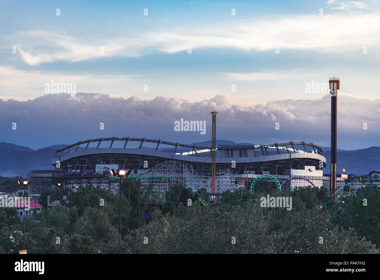 Mile high stadium hi-res stock photography and images - Alamy