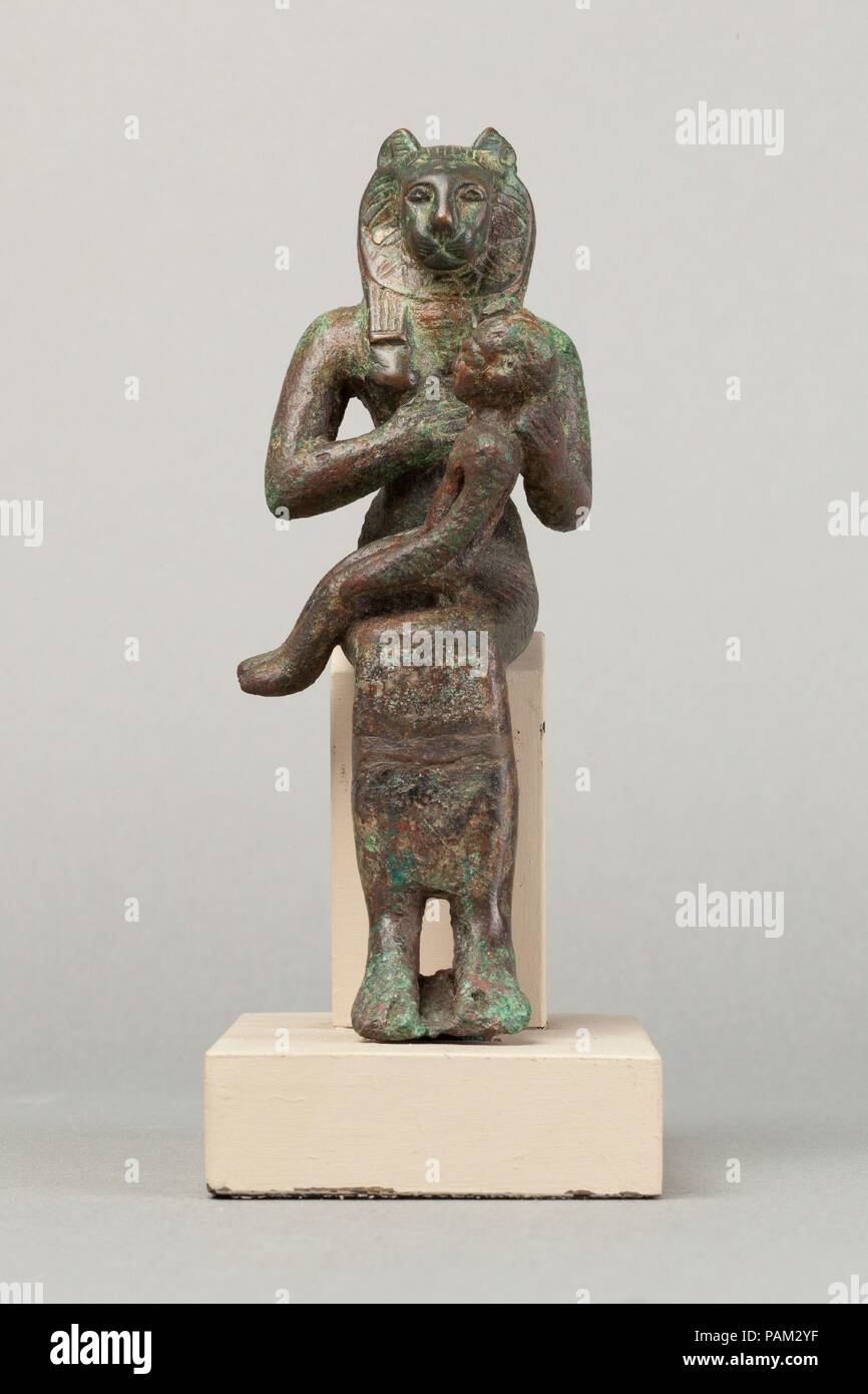 Child horus hi-res stock photography and images - Alamy