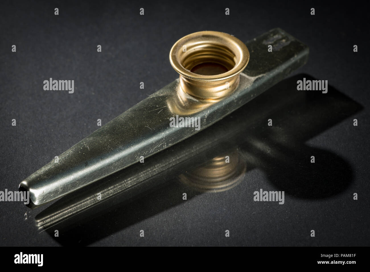 Kazoo instrument hi-res stock photography and images - Alamy