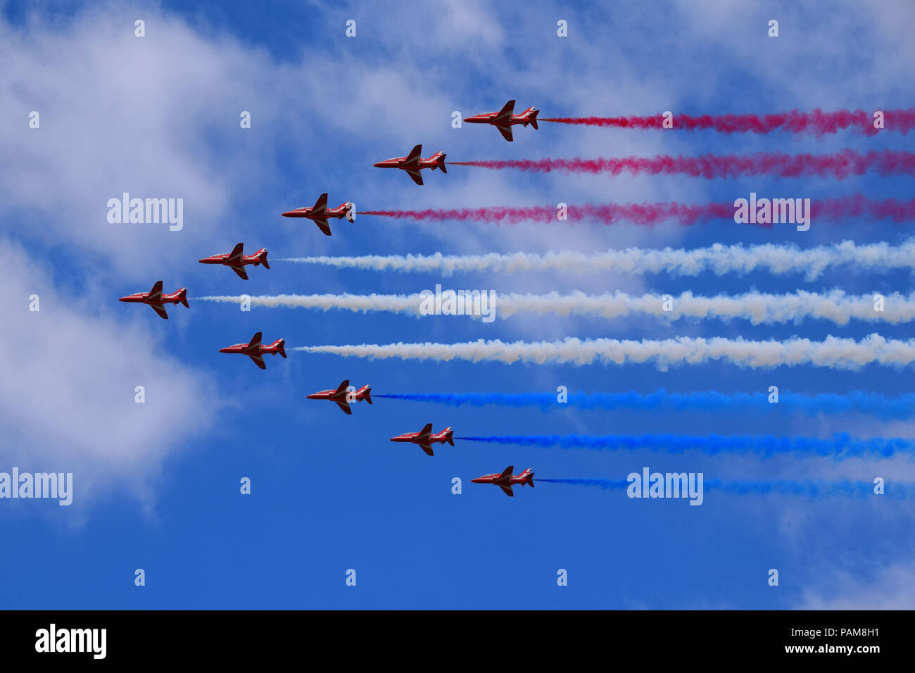 RAF Red Arrows flypast London Heathrow Airport Stock Photo - Alamy