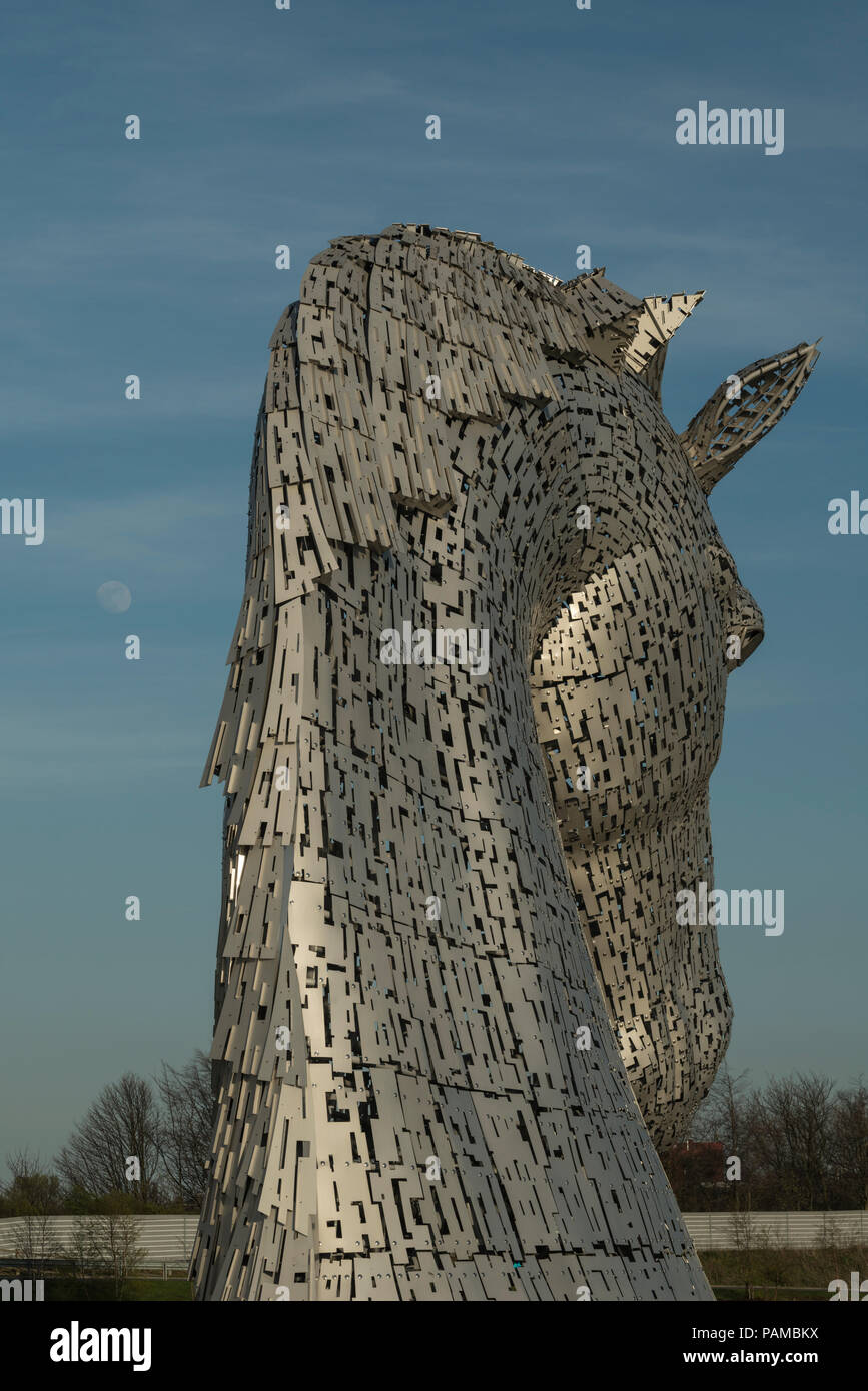 The iconic Kelpies sculpture by Andy Scott forms a gateway to the Forth ...