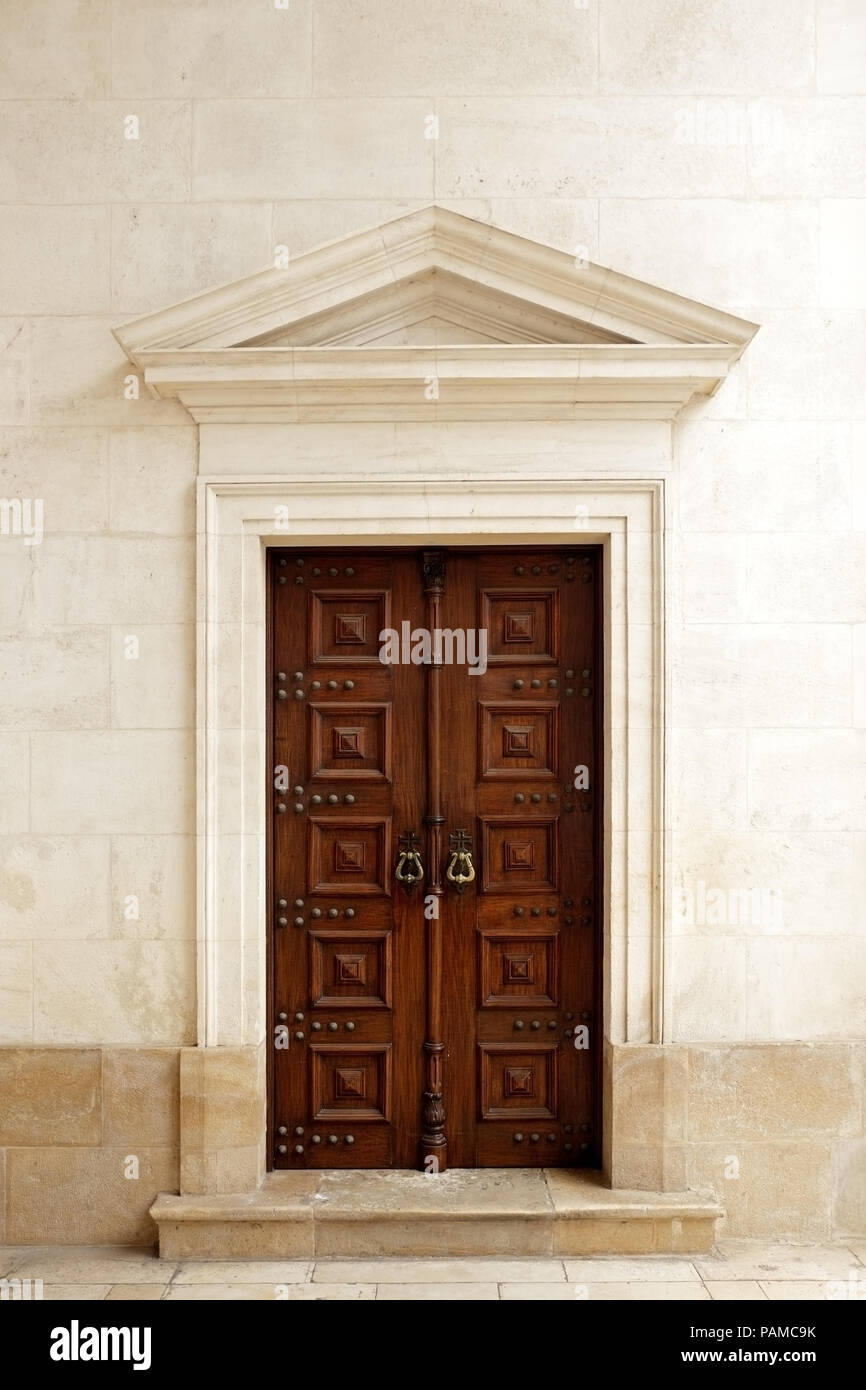 Lateral door hi-res stock photography and images - Alamy