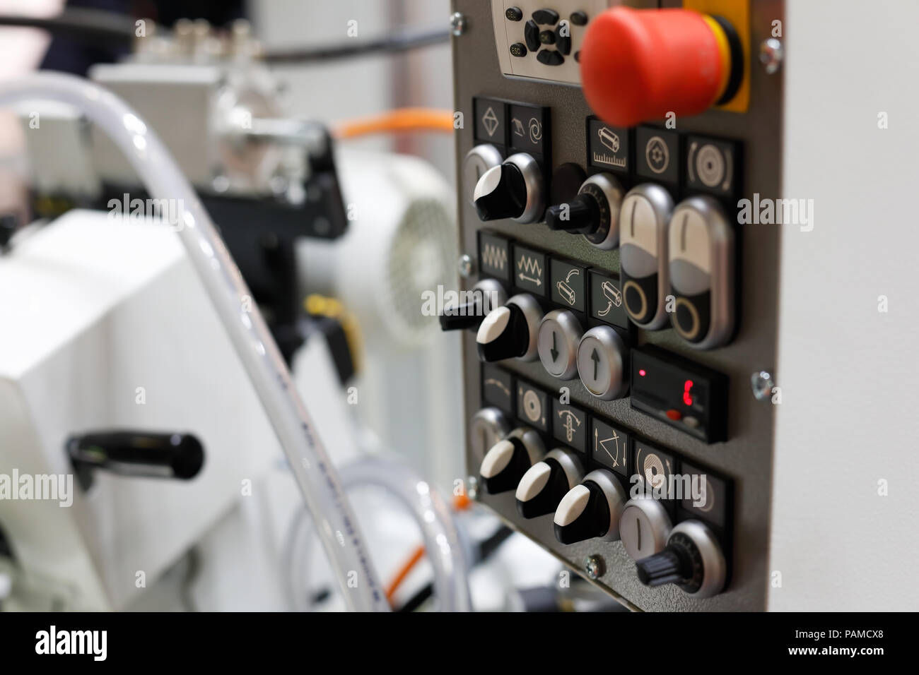 Modern production line hi-res stock photography and images - Alamy
