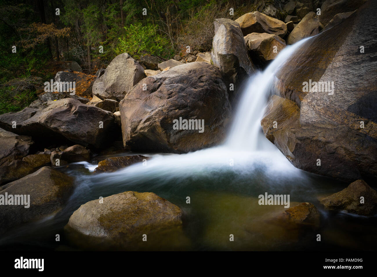 Vernal falls and yosemite hi-res stock photography and images - Alamy
