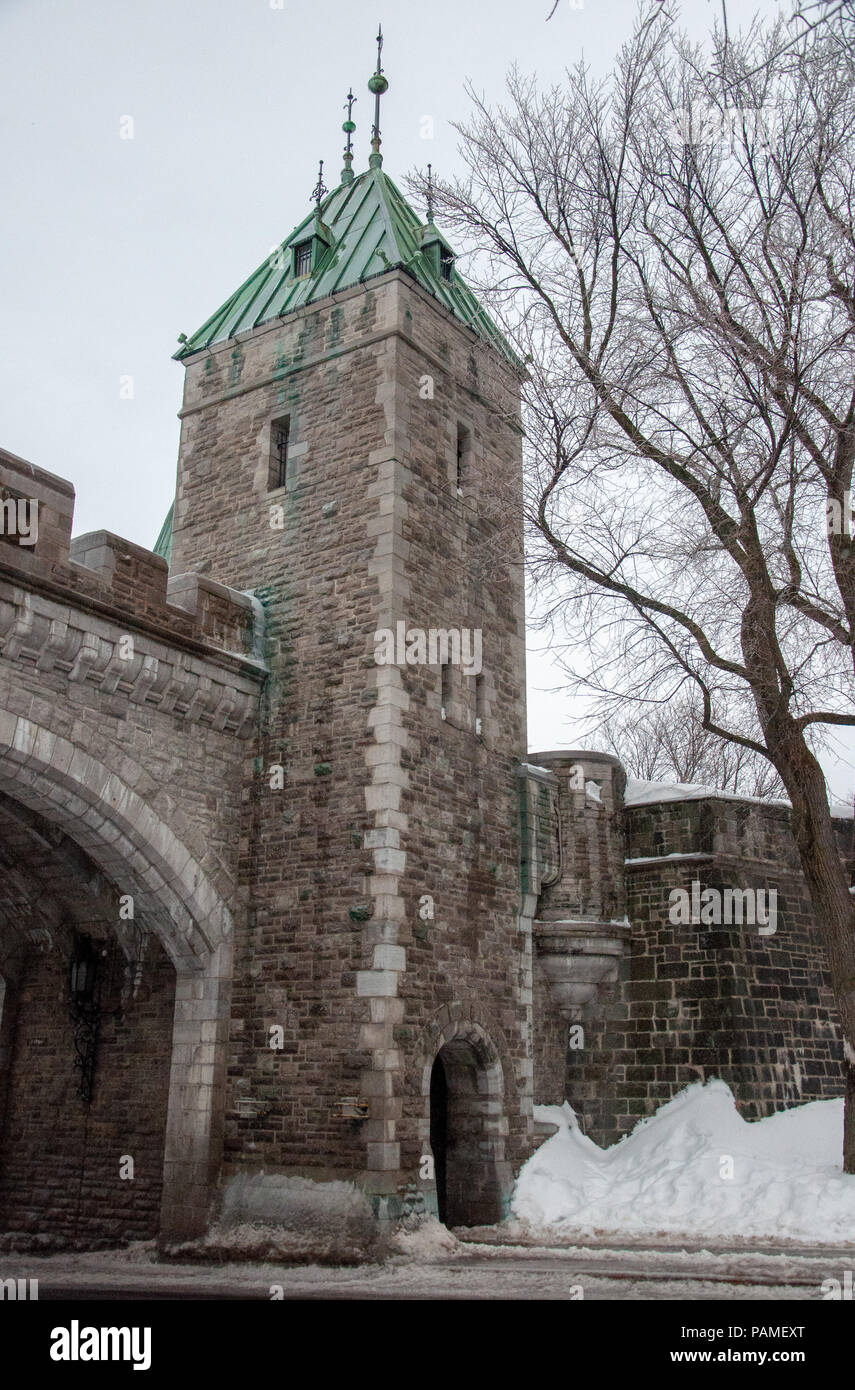 Porte saint louis hi-res stock photography and images - Alamy