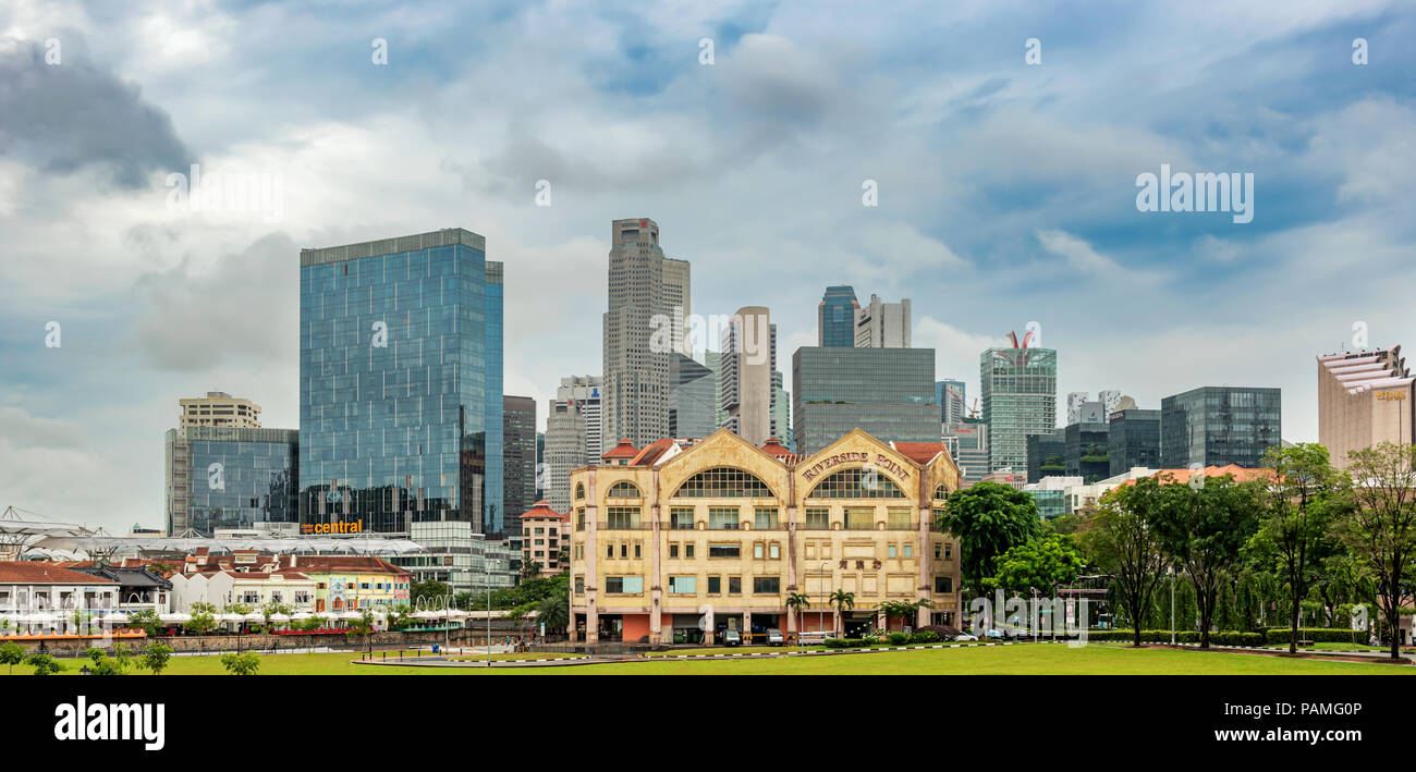 Singapore - Jan 11, 2018: Old colonial houses at Singapore River and ...