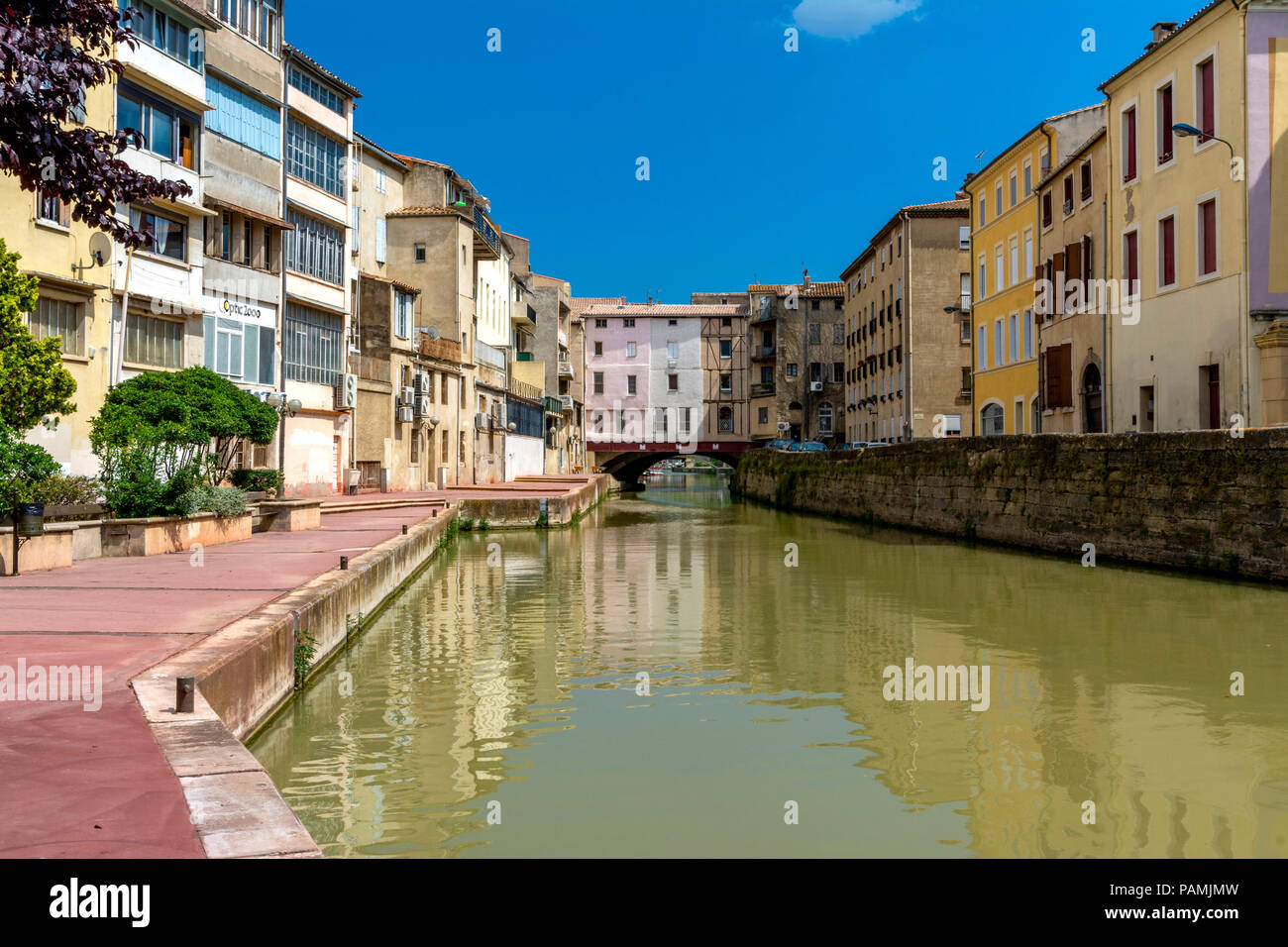 The Merchant Bridge crossing the Canal de la Robine, Narbonne, Aude ...