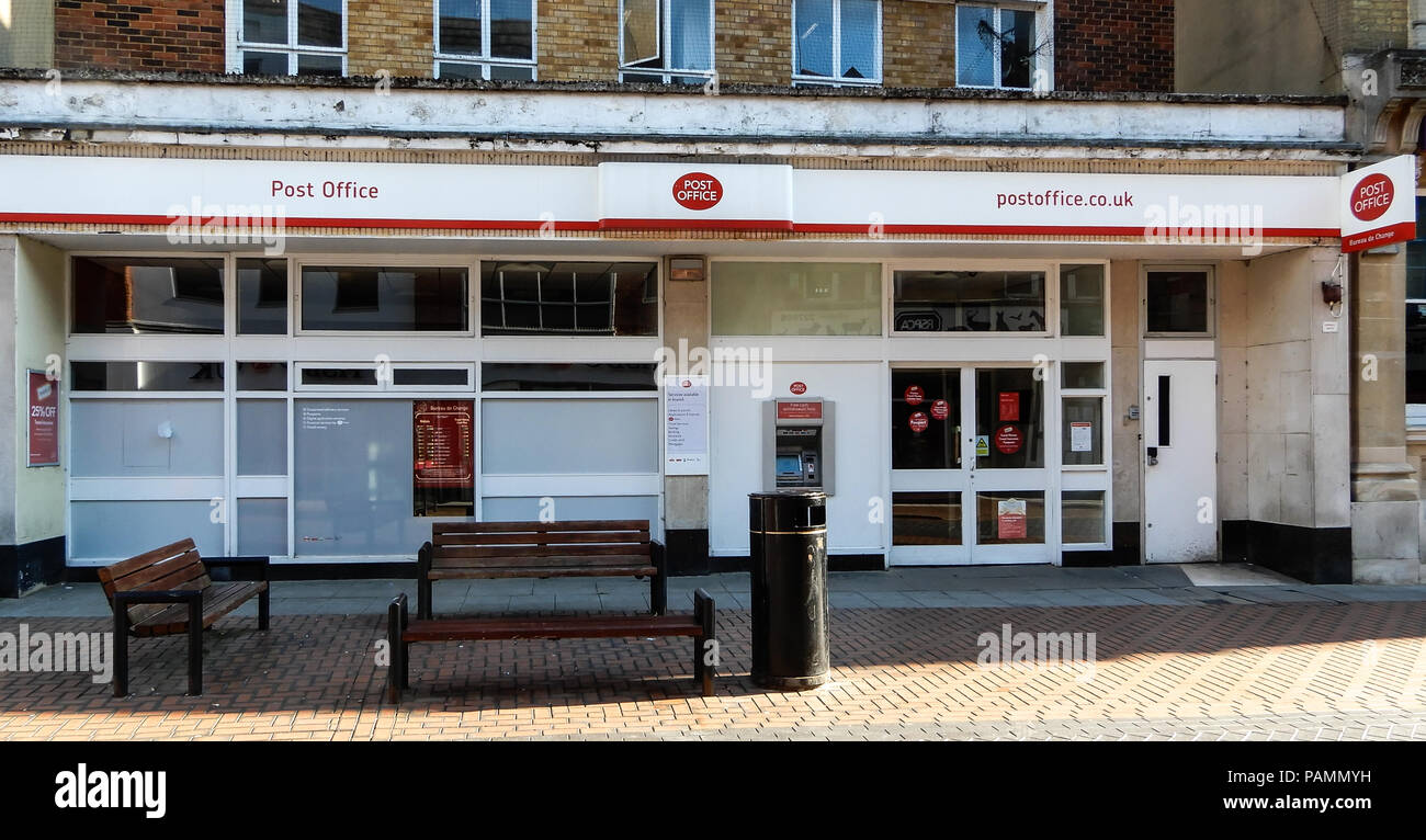 Basingstoke street sign hi-res stock photography and images - Alamy