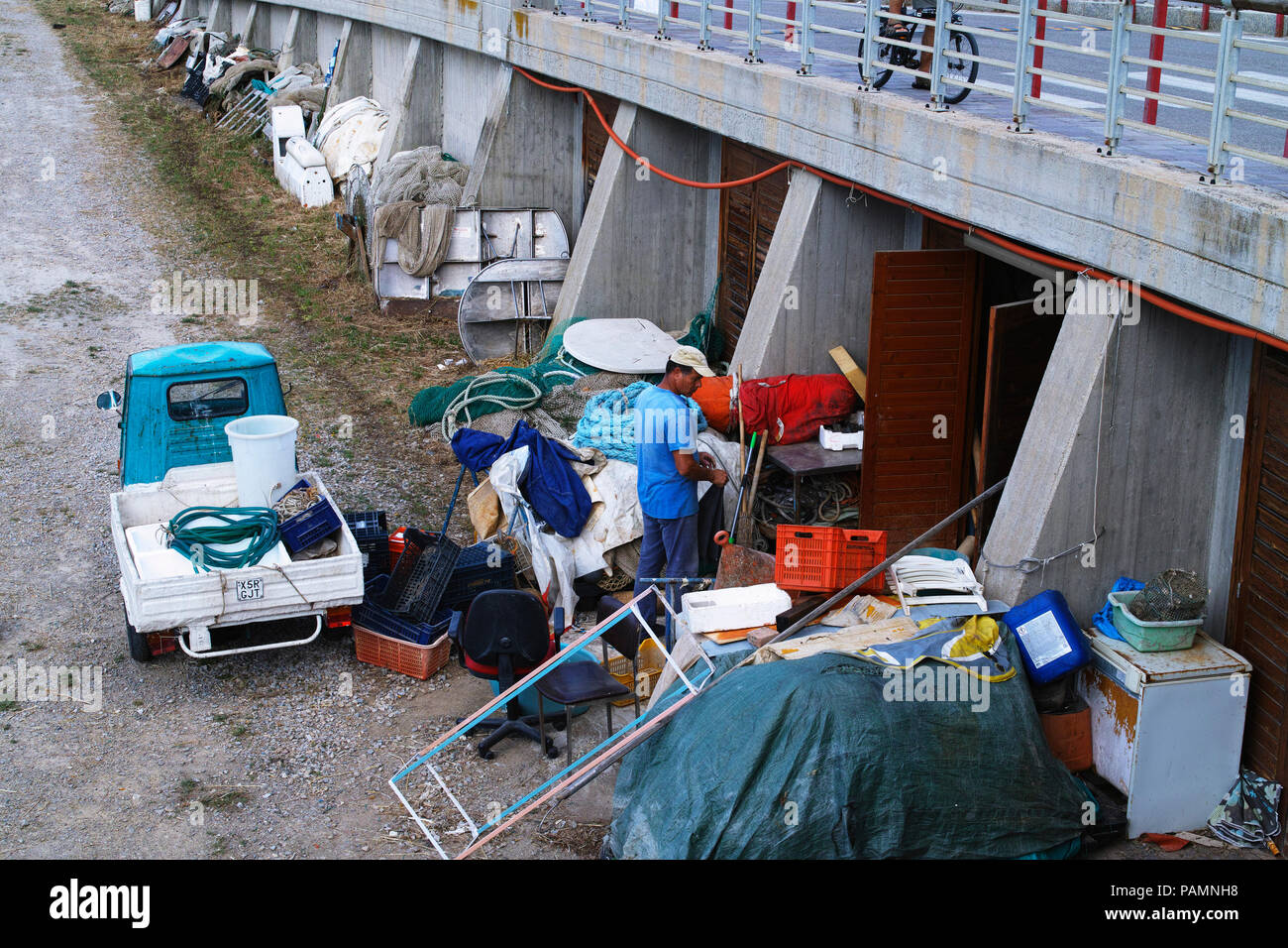 Sorting trash scrap collecting, paraphernalia Stock Photo - Alamy