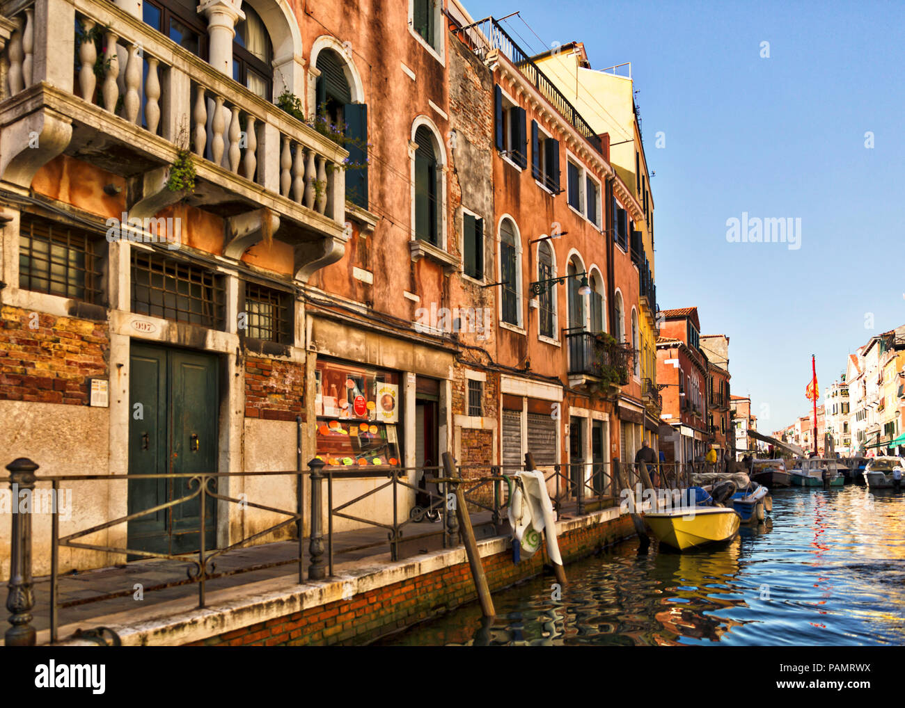 Private water taxi hi-res stock photography and images - Alamy