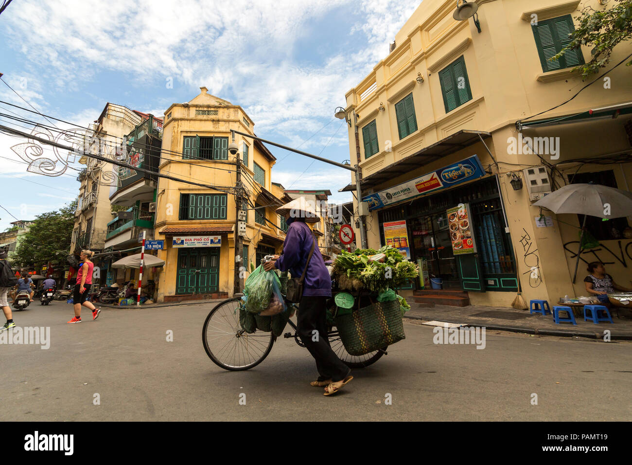 Vietnam daily life Stock Photo - Alamy