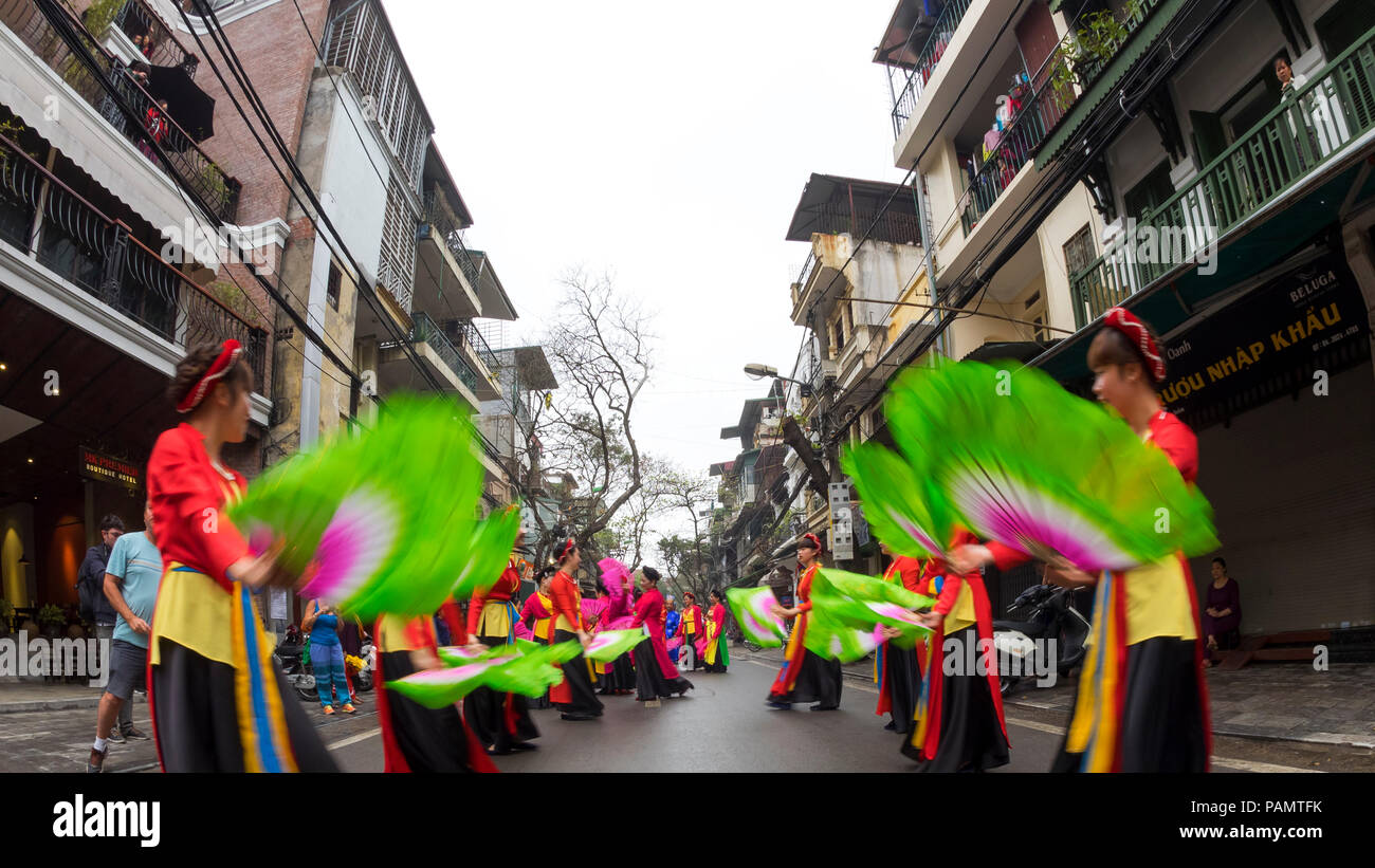 Vietnam daily life Stock Photo - Alamy