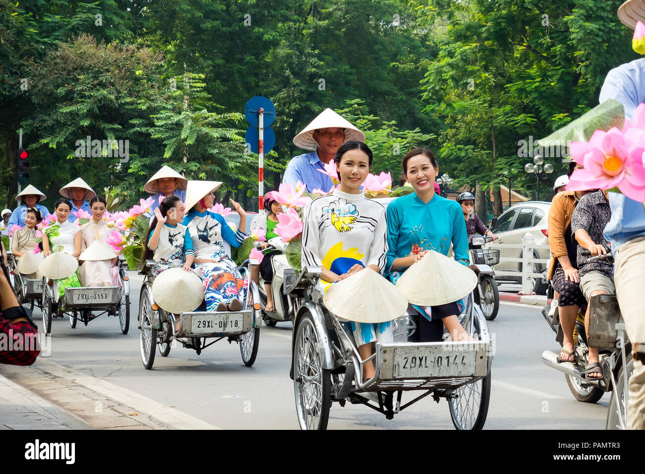 Vietnam daily life Stock Photo - Alamy