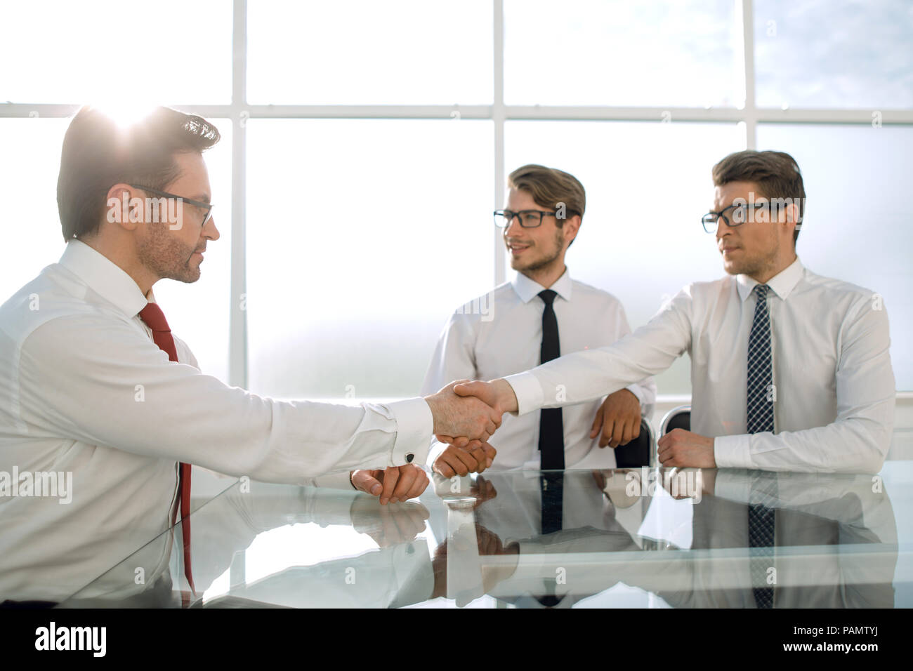 Respect handshakes hi-res stock photography and images - Alamy