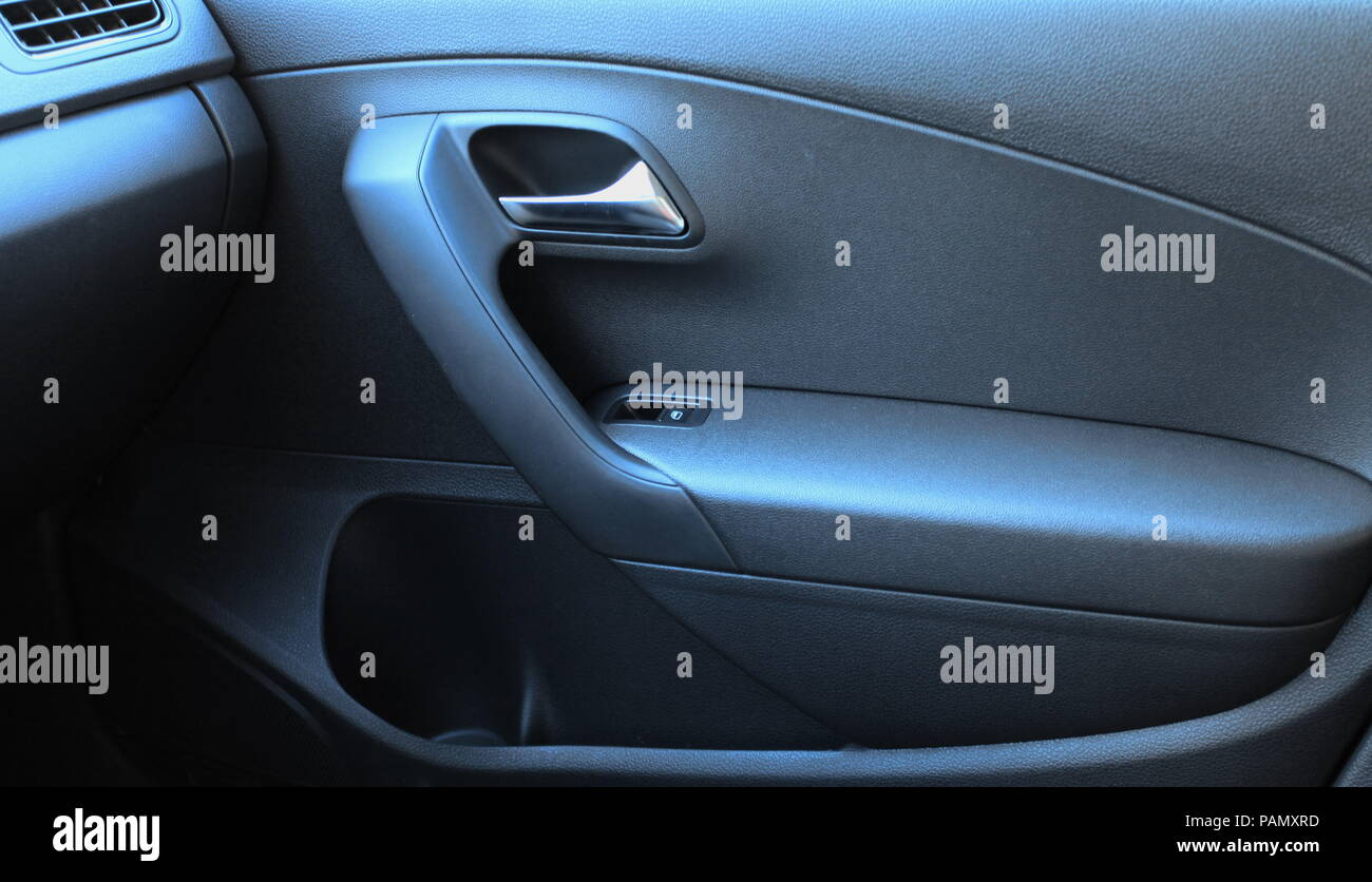 Front door open car drive hi-res stock photography and images - Alamy