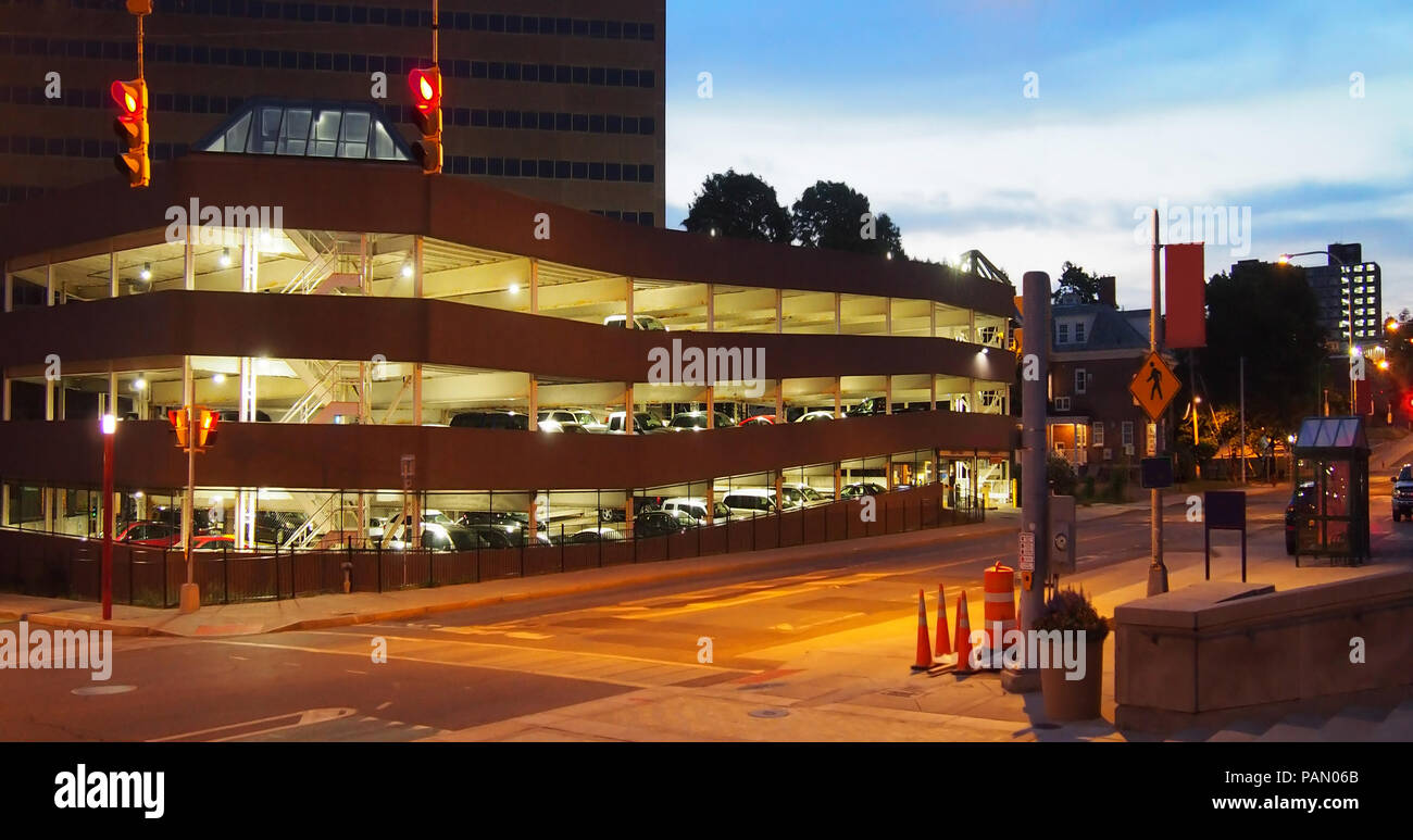 Garage security ramp hi-res stock photography and images - Alamy