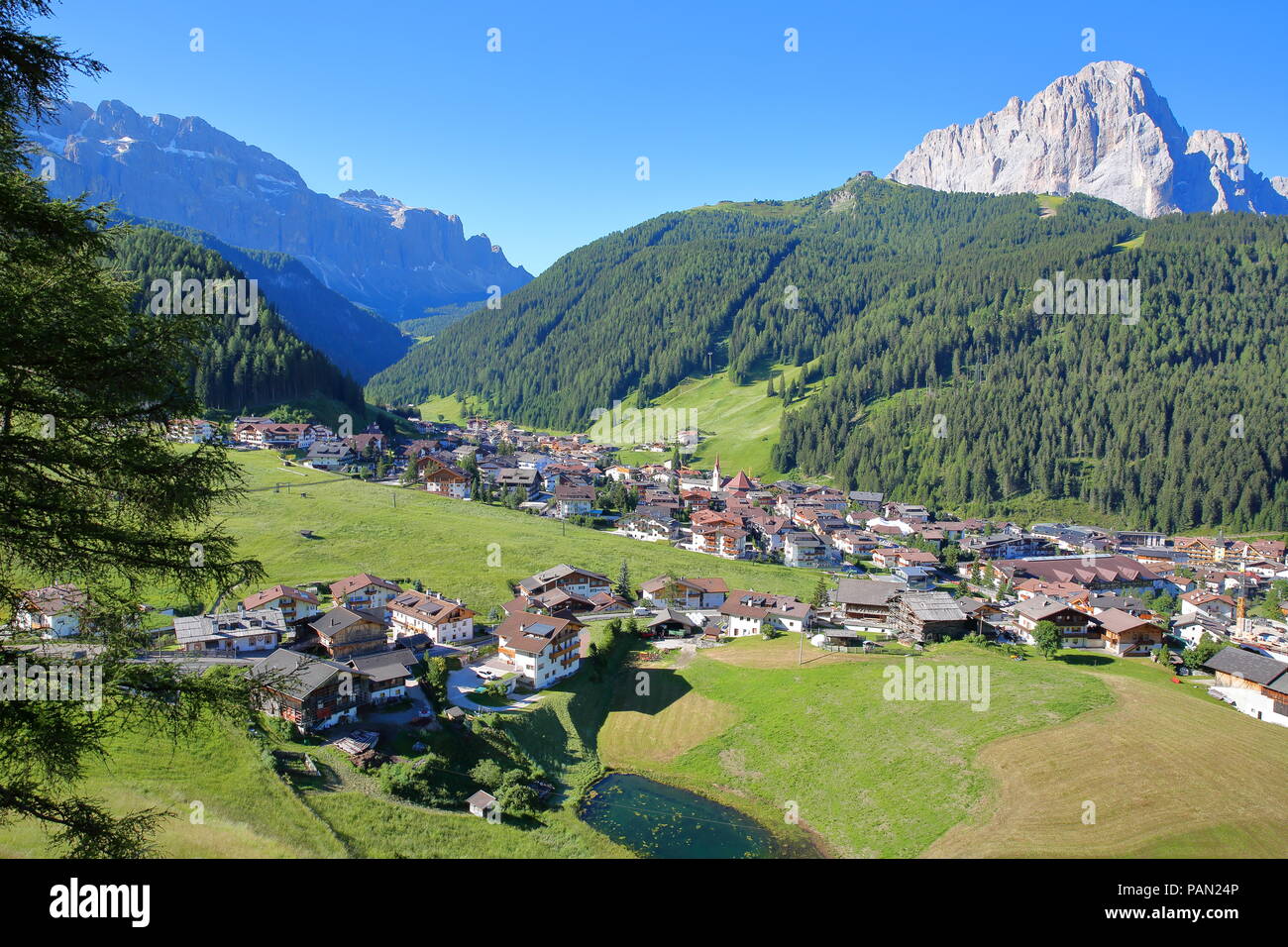 General view of Selva with Sella Group mountains and Sassolungo ...